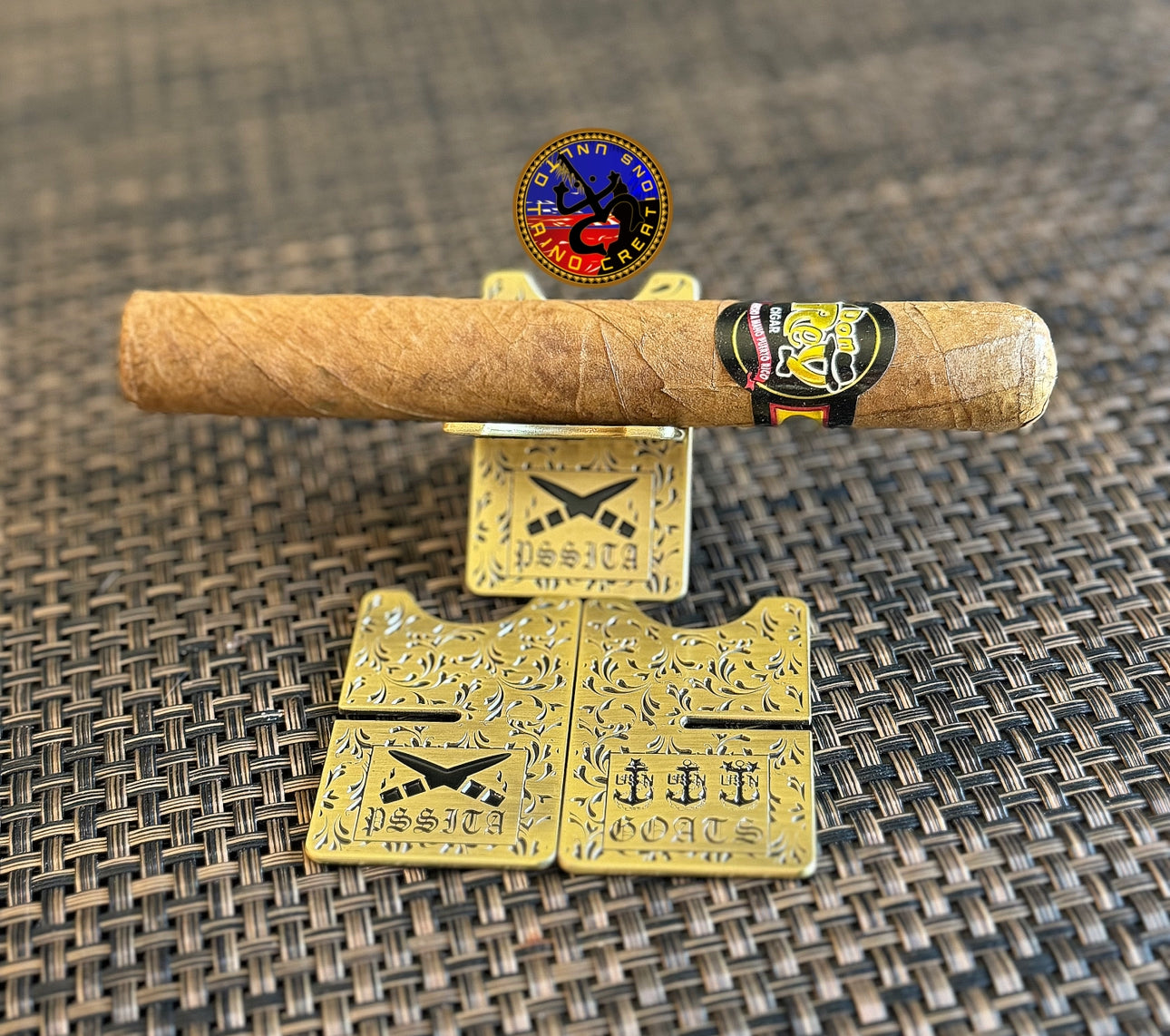 Cigar Stand - Antique – Taino Creations